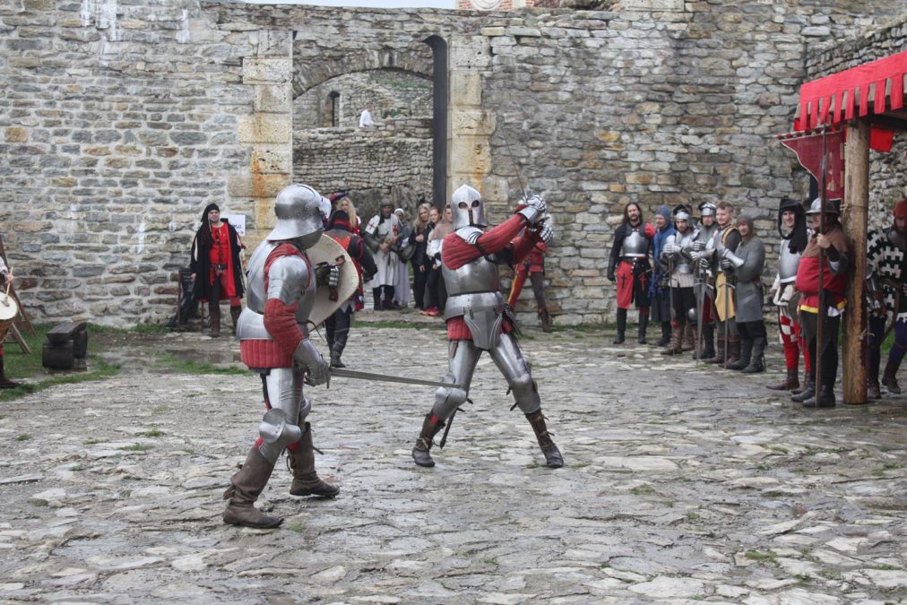 Home - Centar za posjetitelje Medvedgrad
